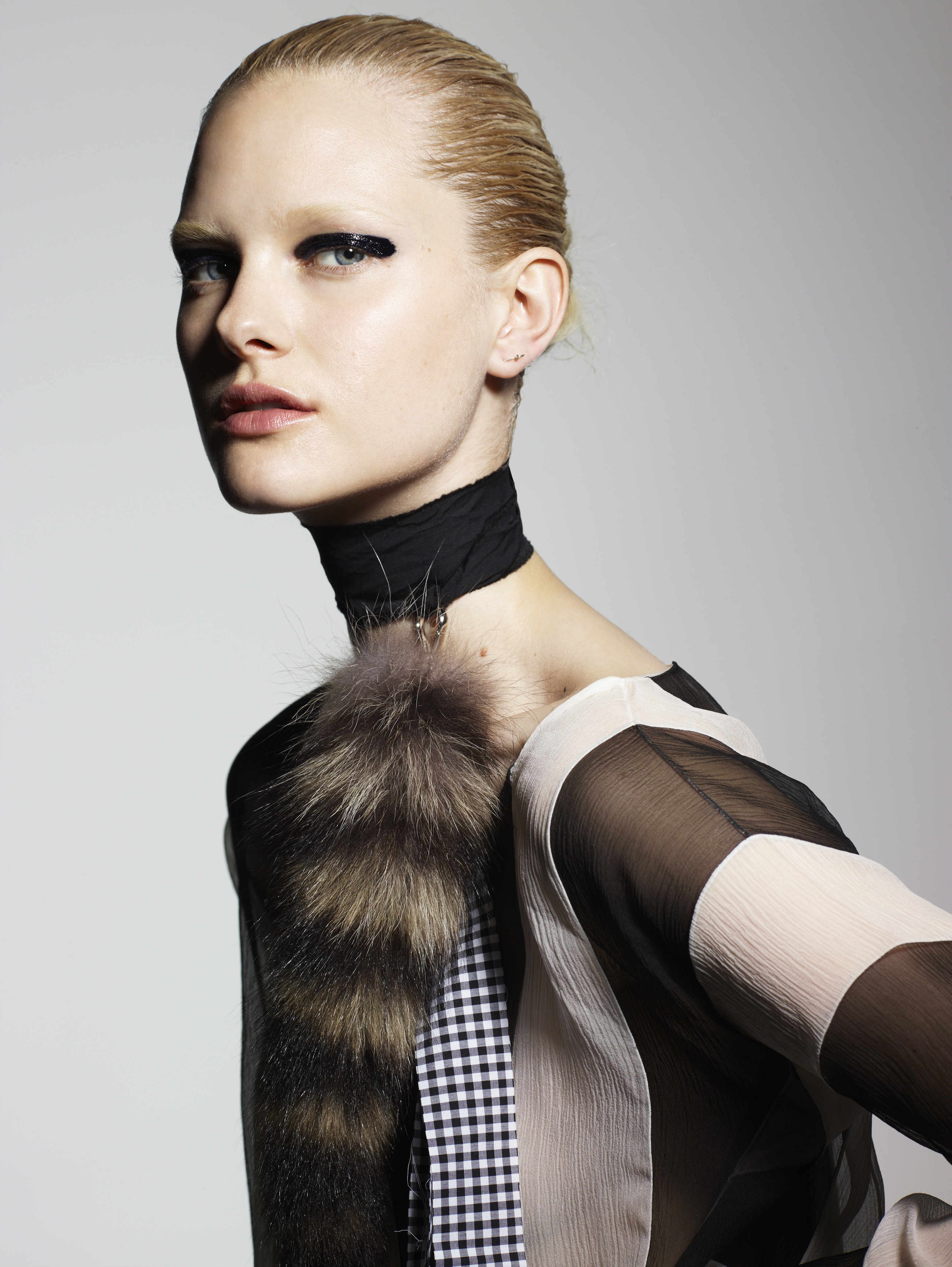 Hannah | Artist Group